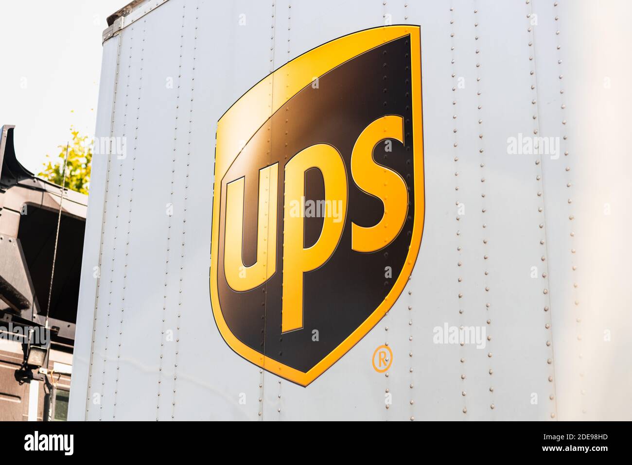 Download UPS Logo PNG Image For Free, 50% OFF