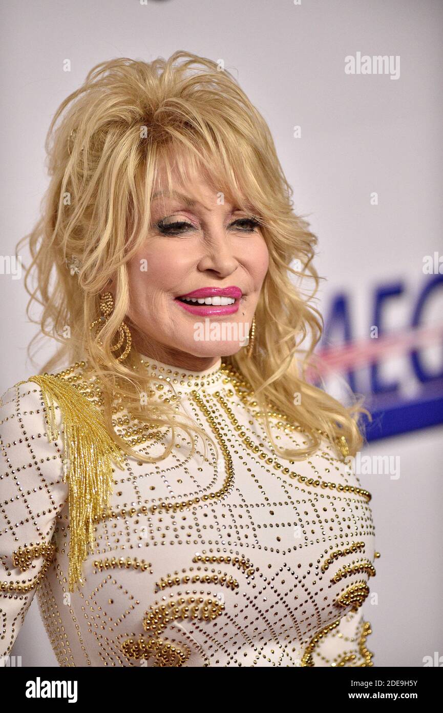 Dolly Parton attends MusiCares Person of the Year honoring Dolly Parton ...