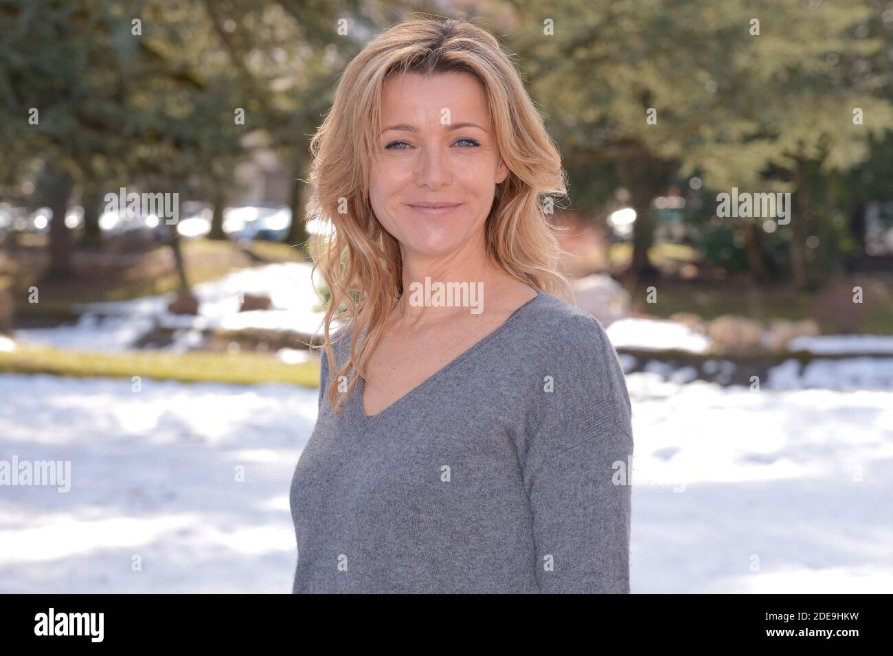 Laure Guibert lors du photocall de la serie Les Mysteres de L Amour au ...
