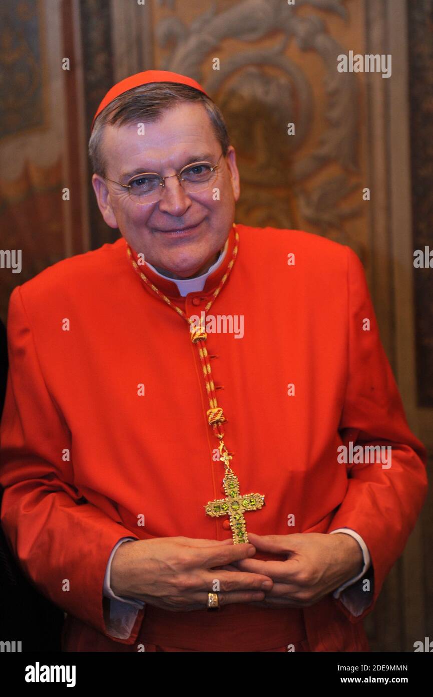 US cardinal Raymond Leo Burke at the Vatican on november 20,2010.Photo ...