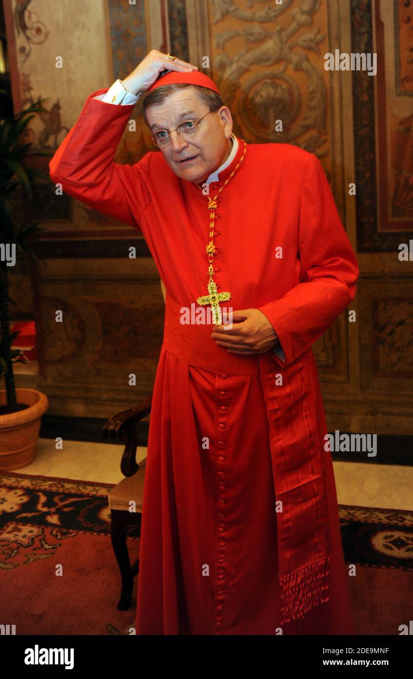 US cardinal Raymond Leo Burke at the Vatican on november 20,2010.Photo ...