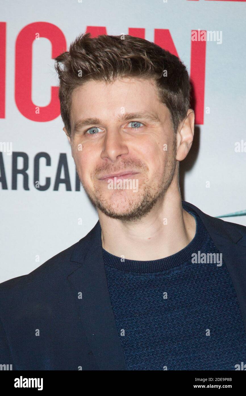 Alexandre Landry attends La chute de l'empire American - The Fall of ...