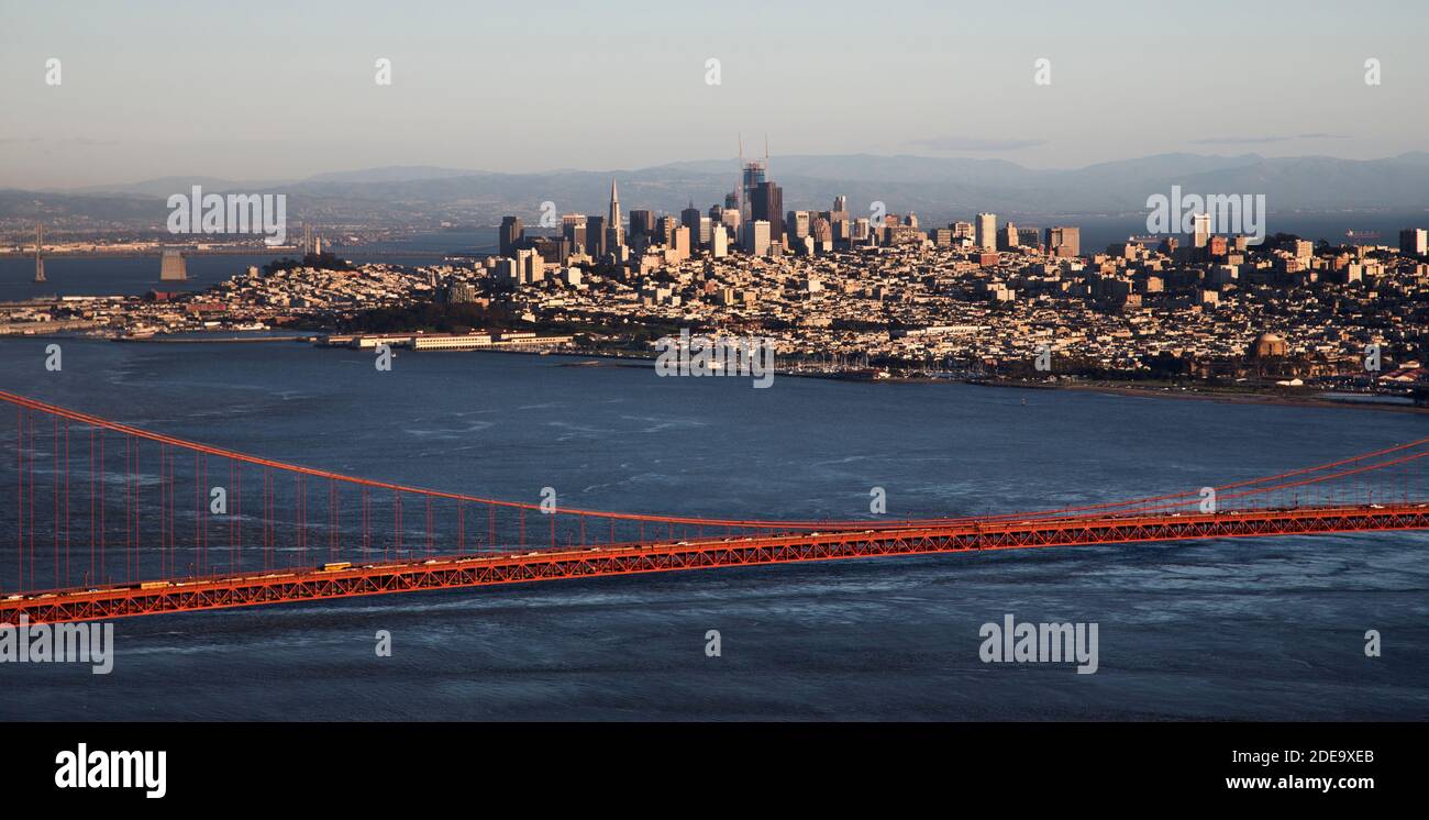 Views of the Golden Gate Bridge from Slacker Hill Stock Photo - Alamy