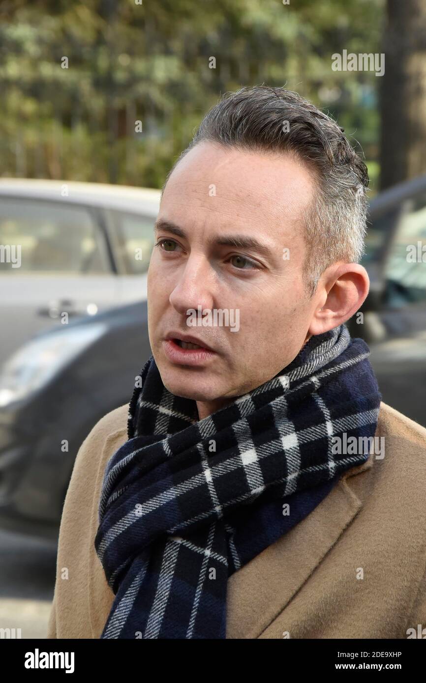 PCF candidate for Europeans, Ian Brossat protest in front of Amazon ...