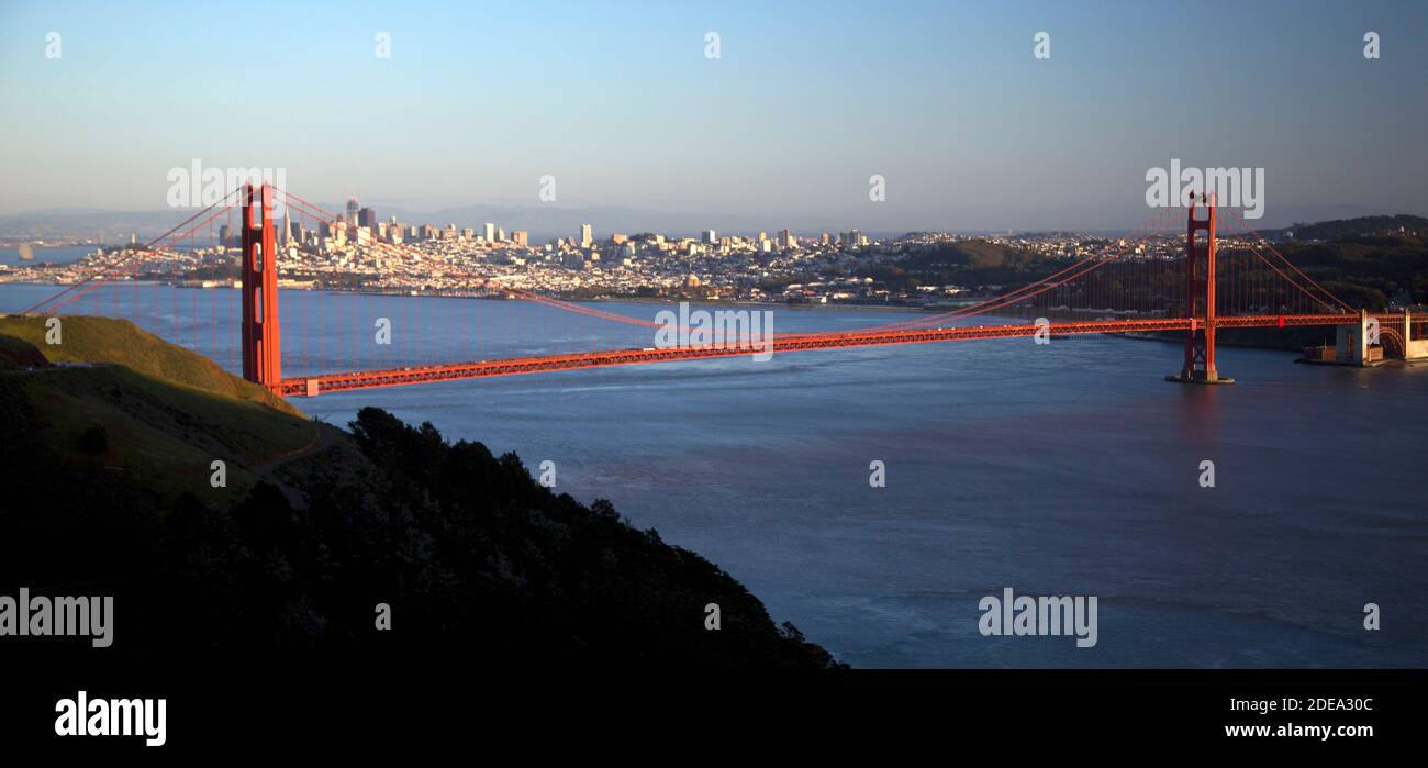 Views of the Golden Gate Bridge from Slacker Hill Stock Photo - Alamy