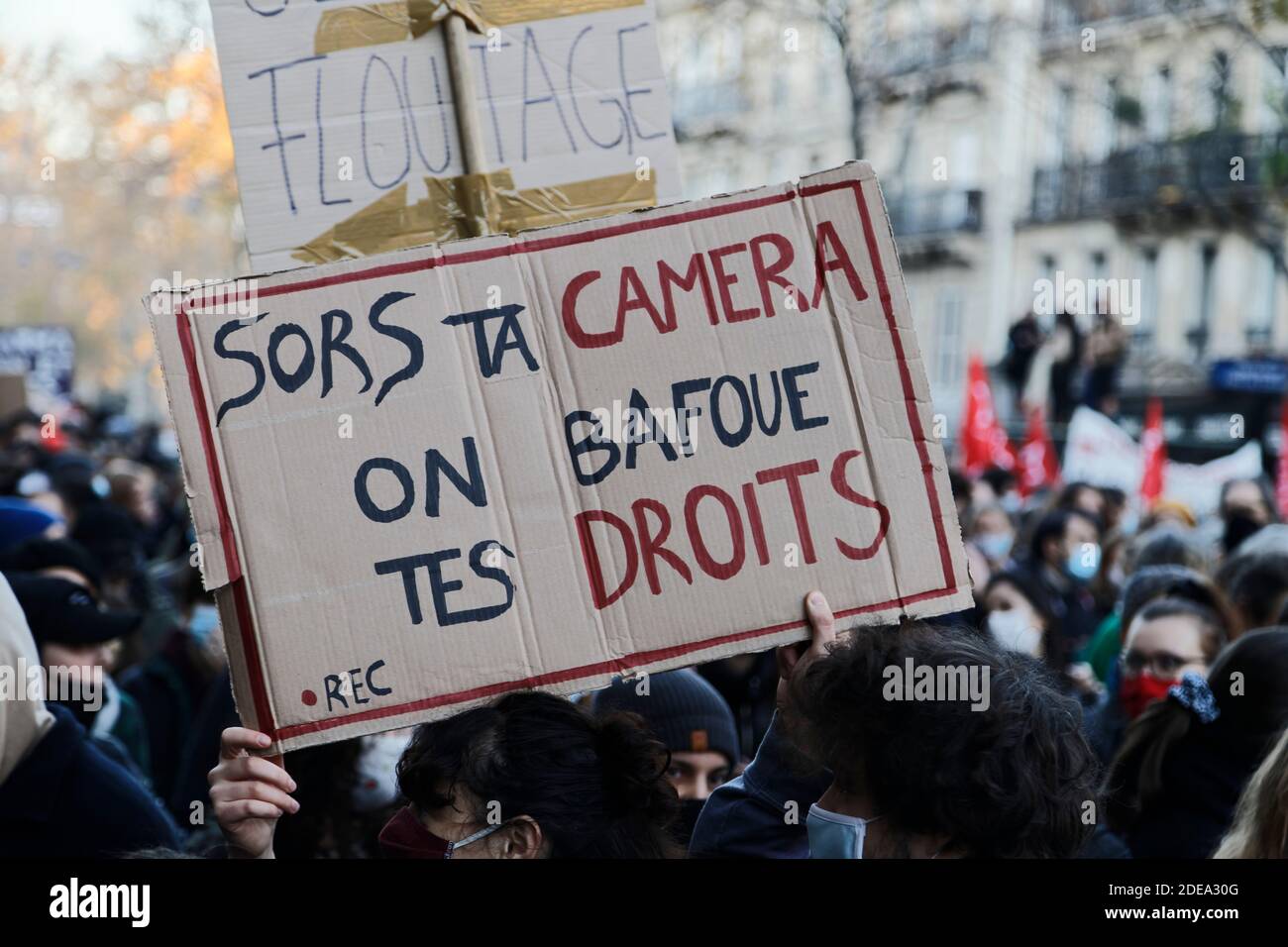 Paris, France. 28th Nov, 2020. Demonstration of opponents of the GLOBAL ...