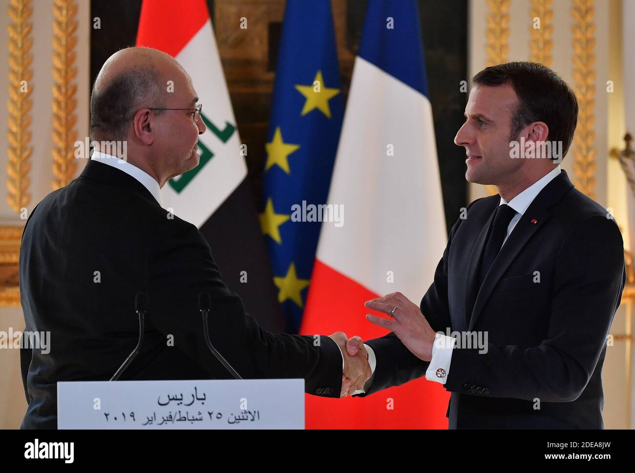 French President Emmanuel Macron and Irak's President Barham Saleh are ...