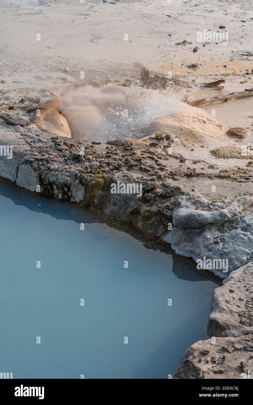Hot water basin hi-res stock photography and images - Alamy