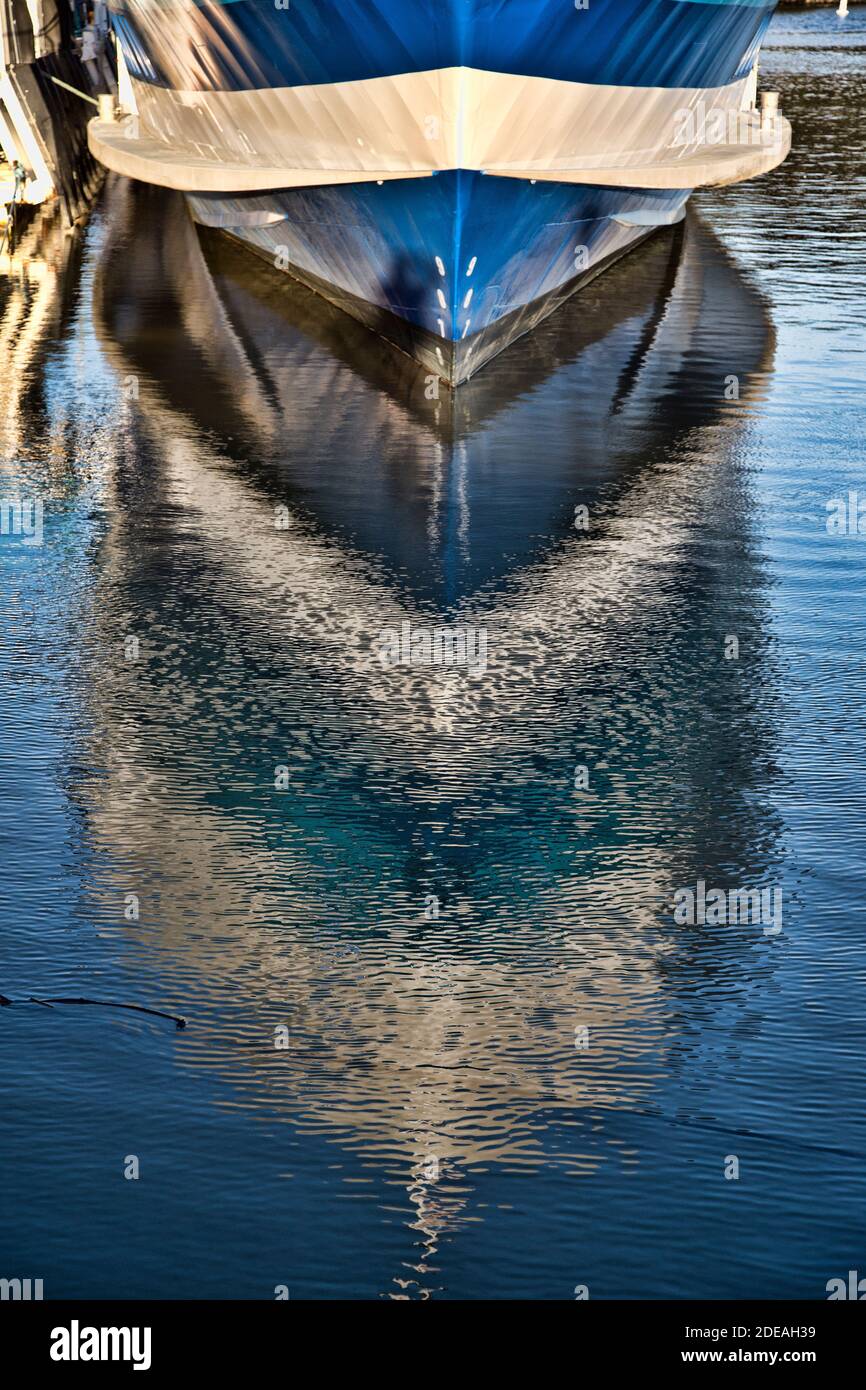 Golden gate ferry hi-res stock photography and images - Alamy
