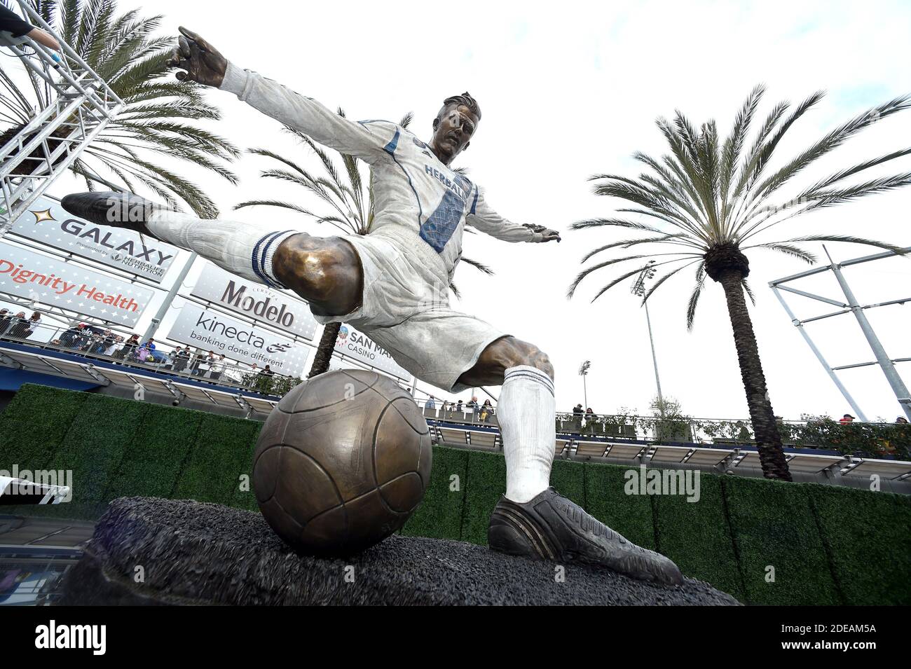 David Beckham's Statue Unveiling in front of the Dignity Health Sports ...