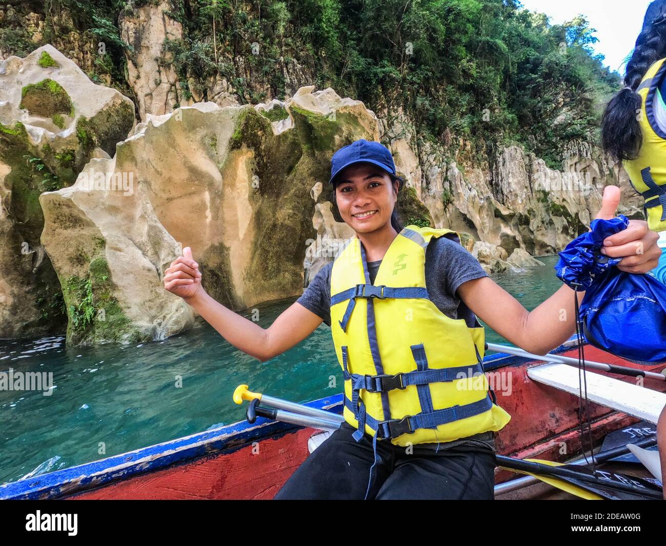 Paddling to Tamul waterfall, Tampaon River, San Luis Potosi, Mexico ...