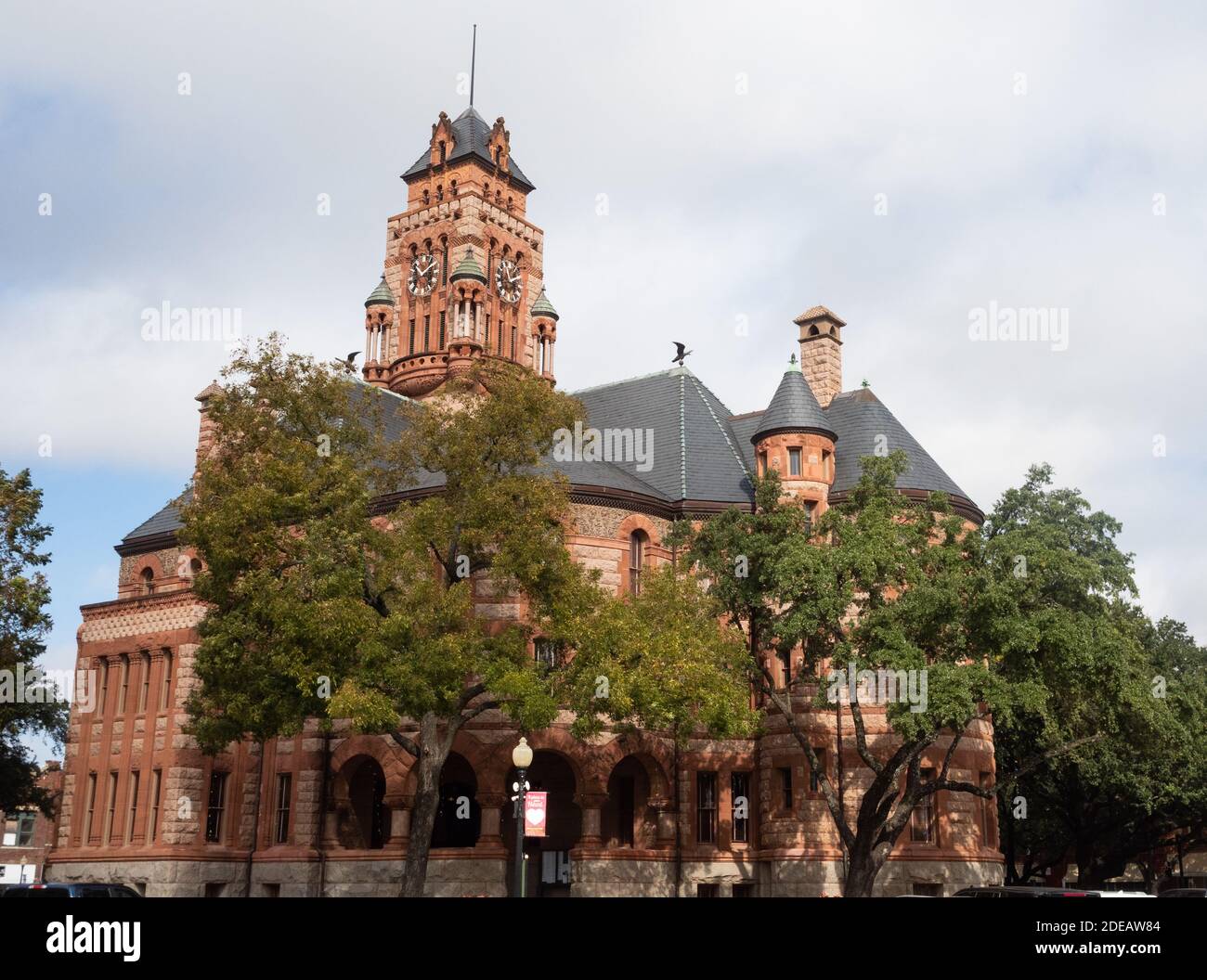 Richardsonian romanesque style hi-res stock photography and images - Alamy