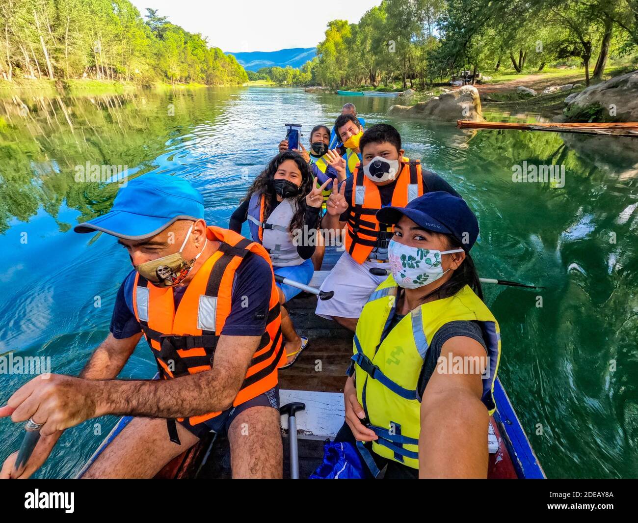 Paddling to Tamul waterfall, Tampaon River, San Luis Potosi, Mexico ...