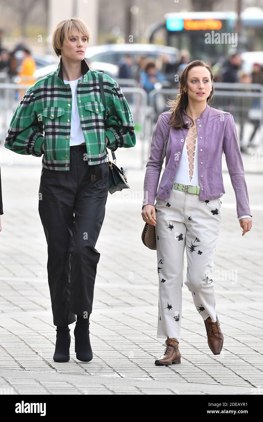 Mackenzie Davis 2022