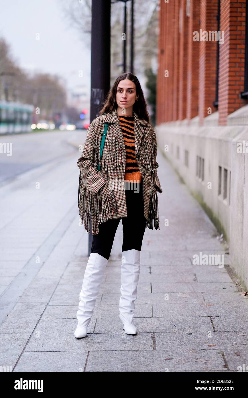 Street style, Erika Boldrin arriving at Nina Ricci Fall-Winter 2019 ...