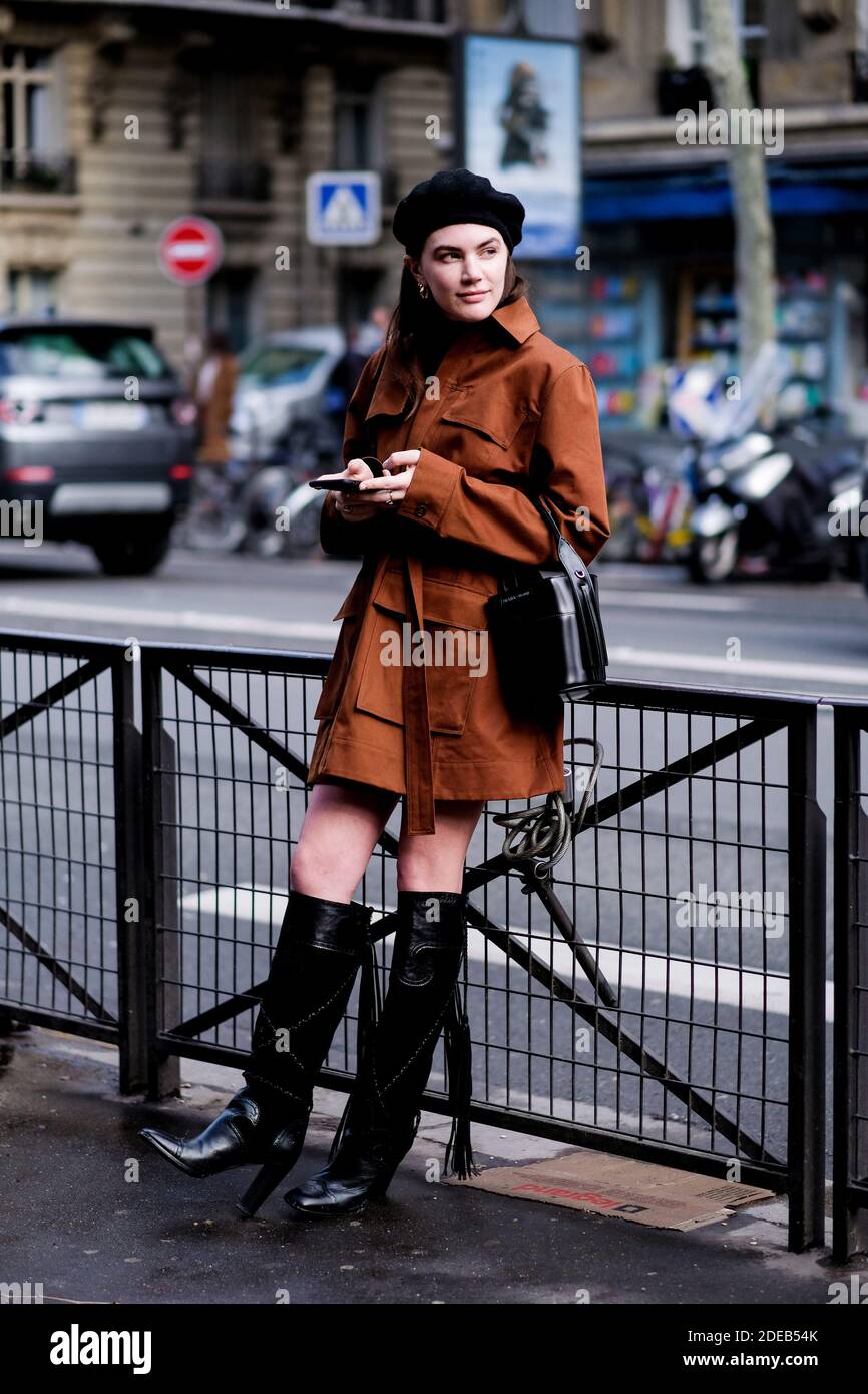 Street style, Madelynn Furlong arriving at Issey Miyake Fall-Winter ...