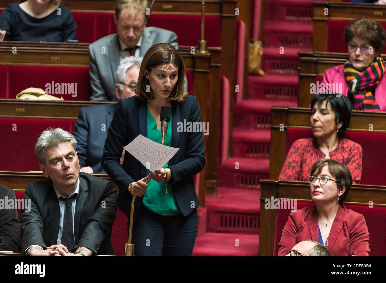 Gauche democrate et republicaine hi-res stock photography and images ...