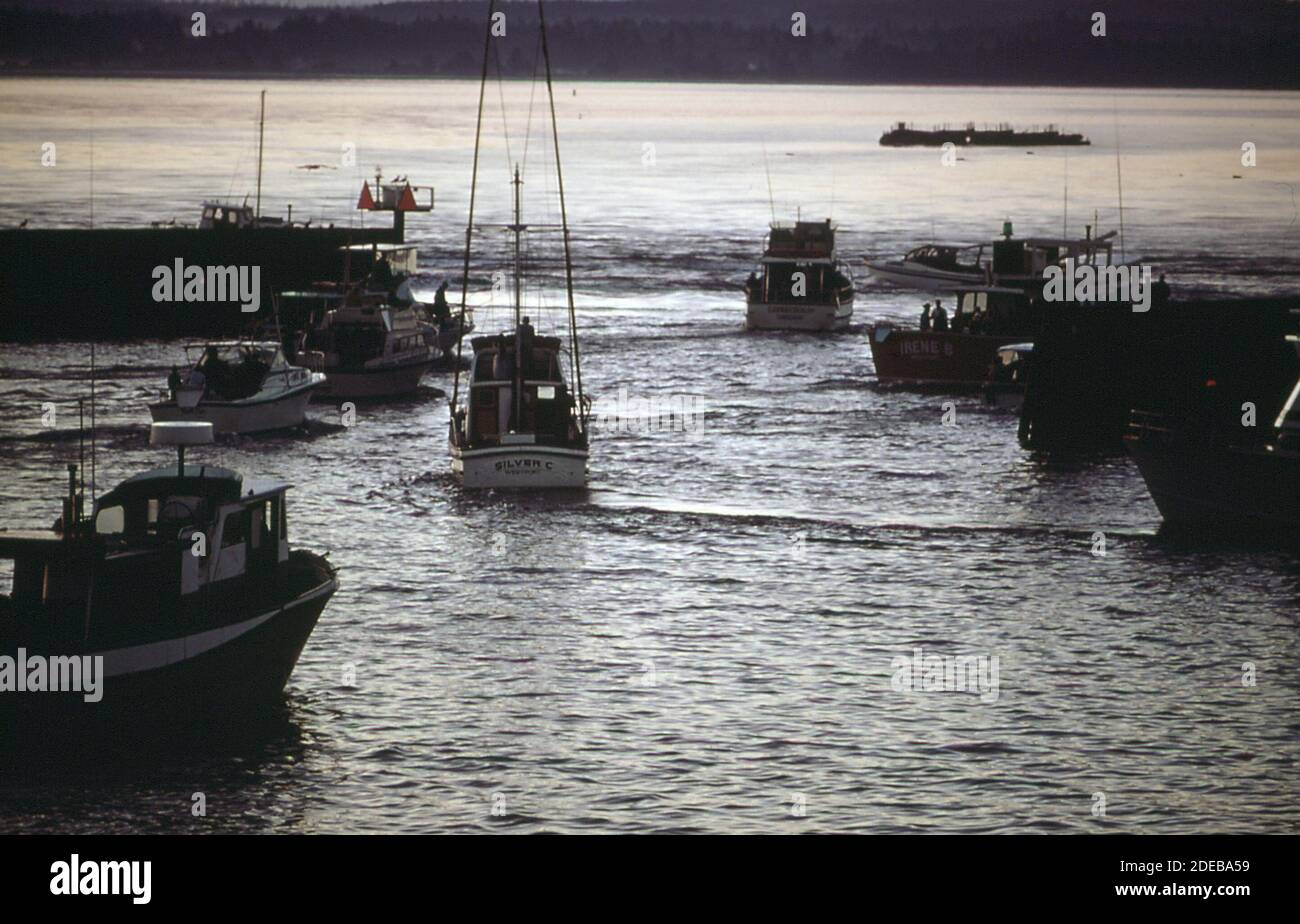 1970 columbia river boating hi-res stock photography and images - Alamy