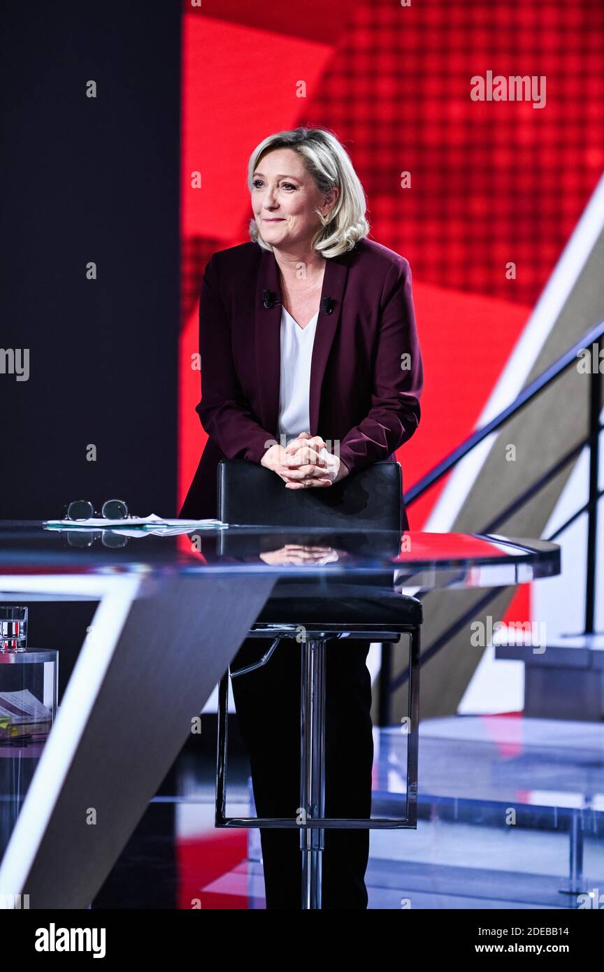 President of Rassemblement National Marine Le Pen poses for pictures ...
