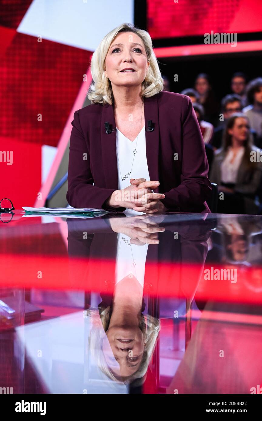 President of Rassemblement National Marine Le Pen poses for pictures ...