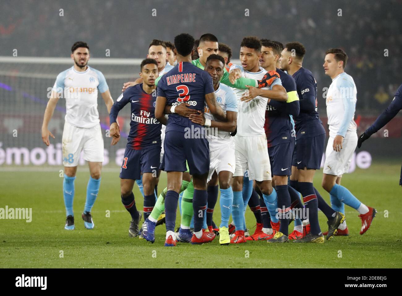General fight between the players of PSG and Marseille during the Ligue ...