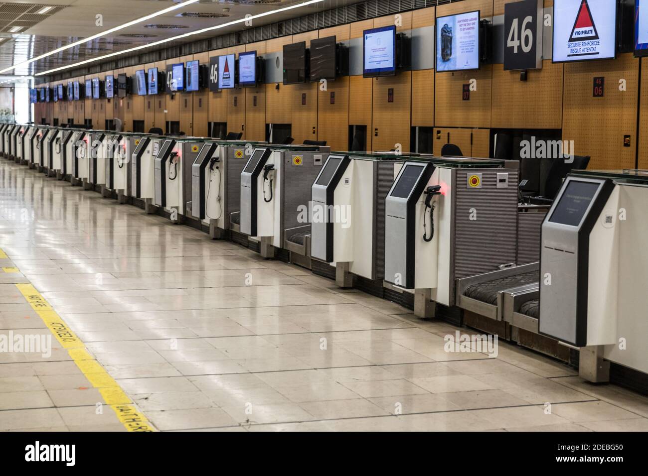 Orly 1 2 3 hi-res stock photography and images - Alamy