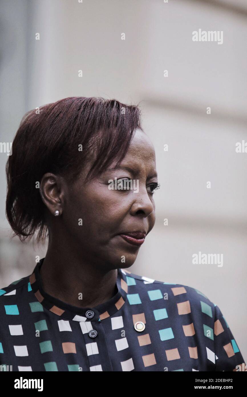 Louise gaillard hi-res stock photography and images - Alamy