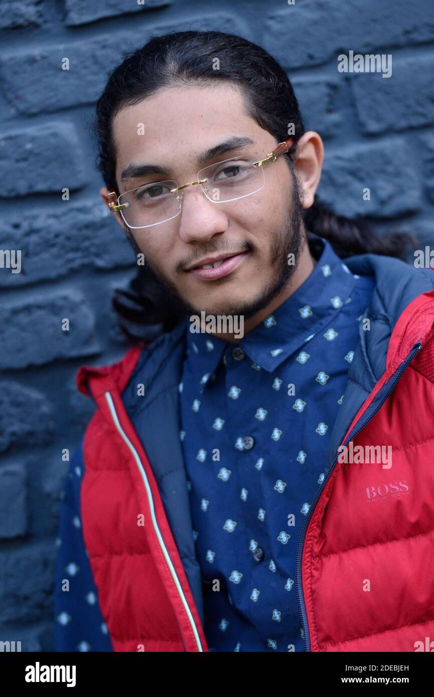 Etoiles jeunes hi-res stock photography and images - Alamy