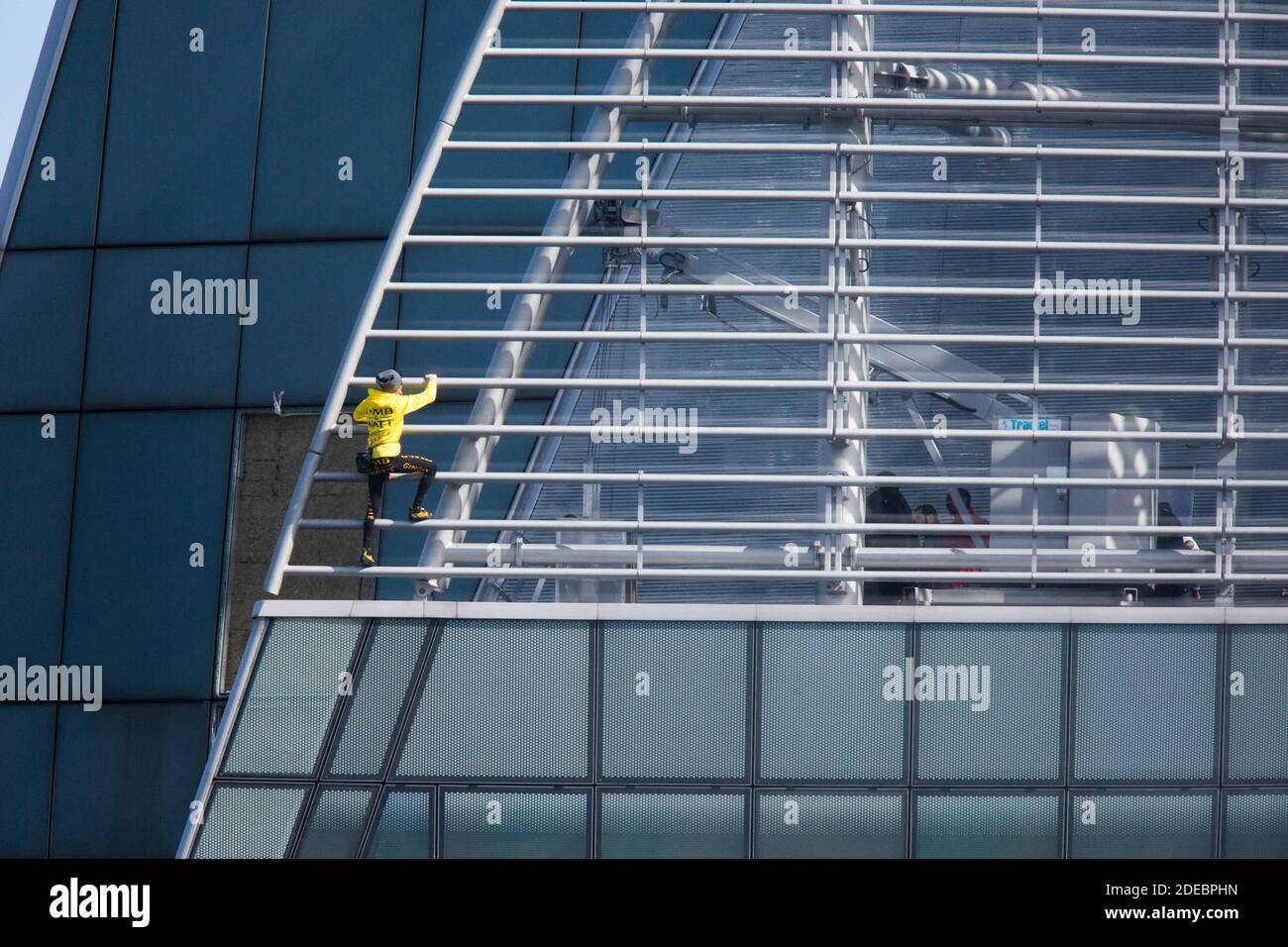 Engie la défense hi-res stock photography and images - Alamy