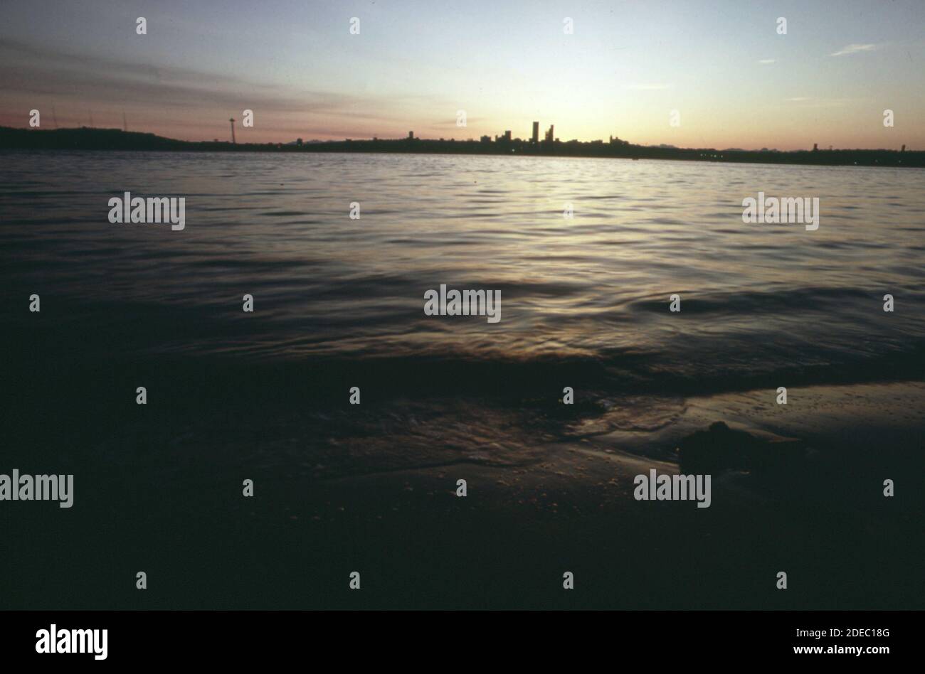 1970s seattle skyline hi-res stock photography and images - Alamy