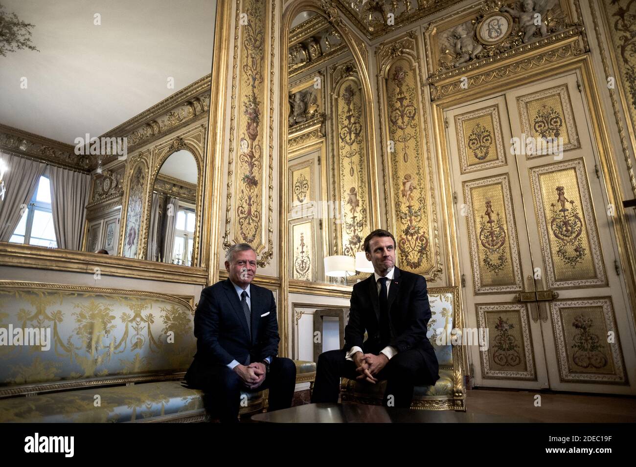 Salon dore hi-res stock photography and images - Alamy