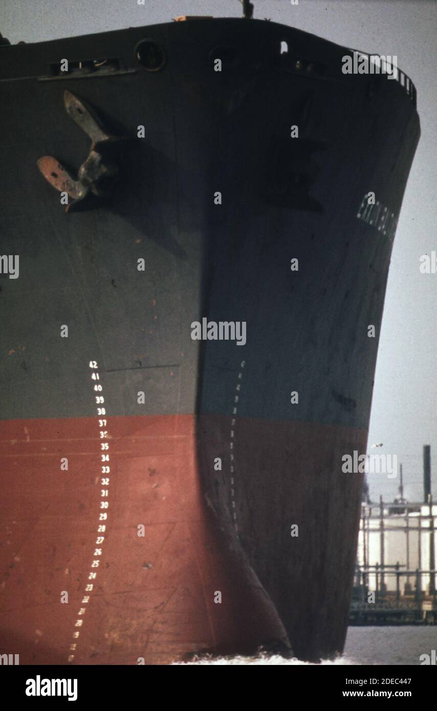 1970s Photo (1973) - The tanker "Exxon Baltimore" in the Houston Ship ...