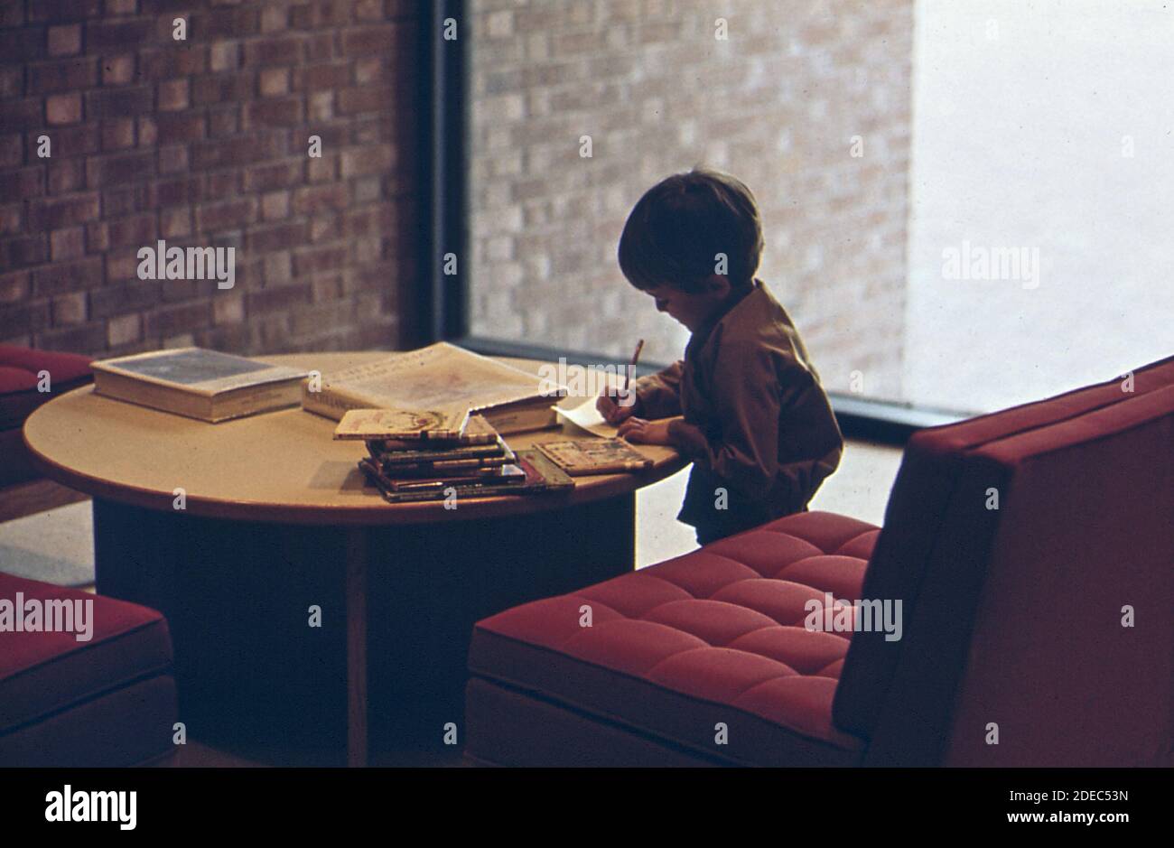 1970s Photos (1973) - Rogers Memorial Library (Location: Columbus ...