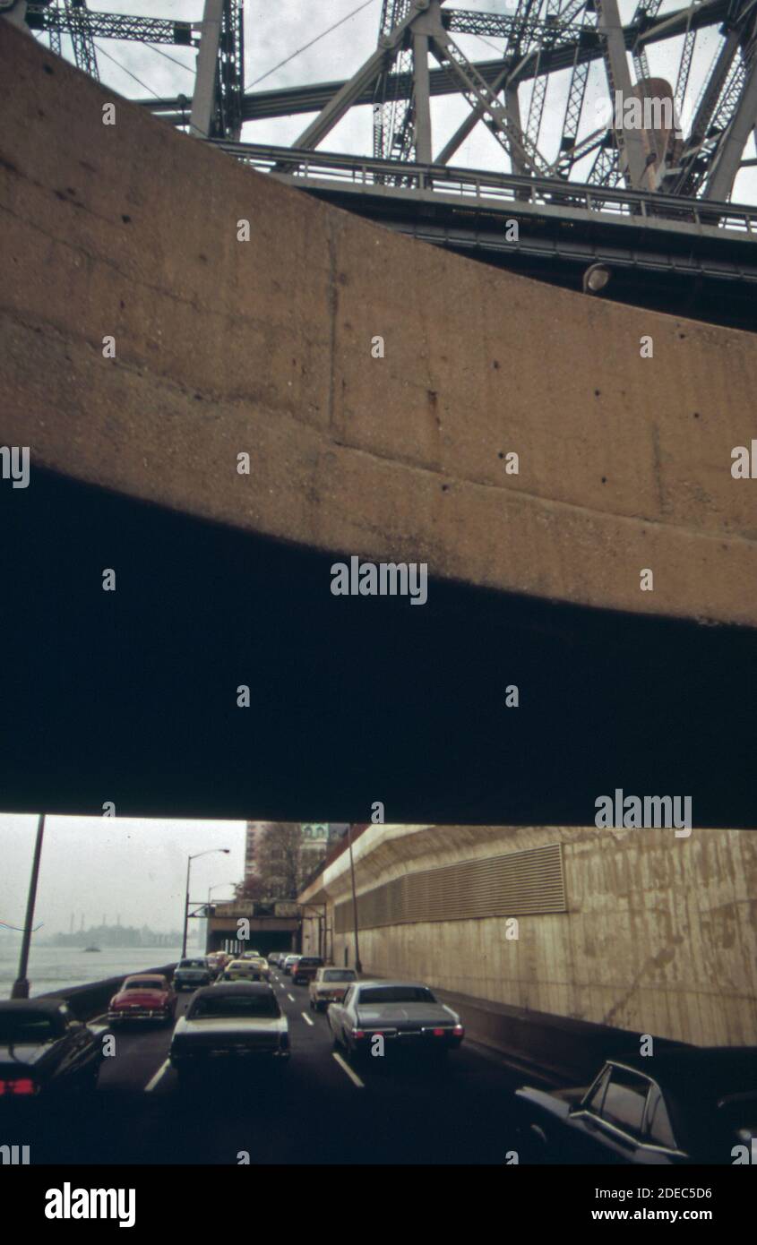 1970s Photo (1973) - On Franklin D. Roosevelt Drive (the FDR) bordering ...