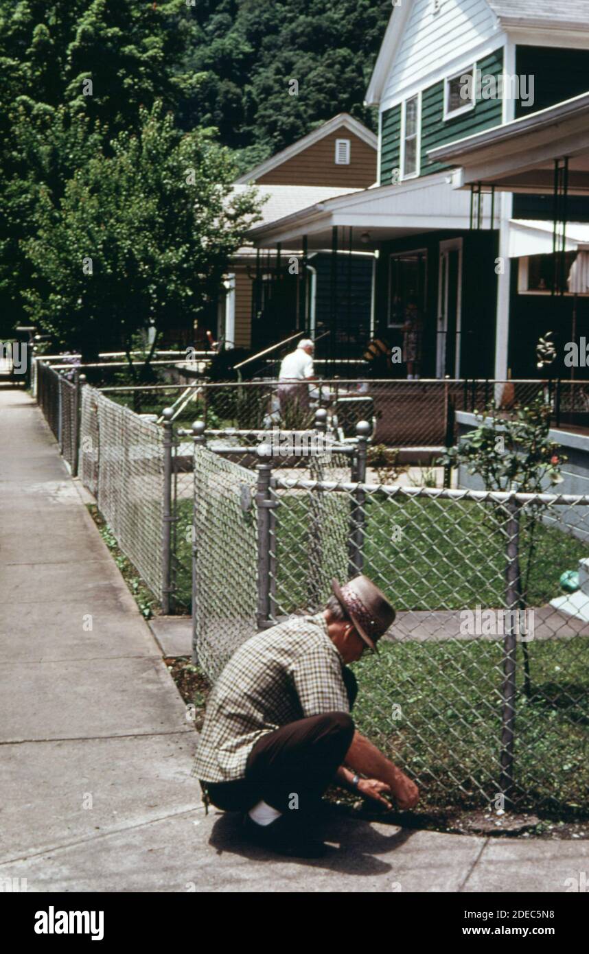 Working class 1970s hi-res stock photography and images - Alamy