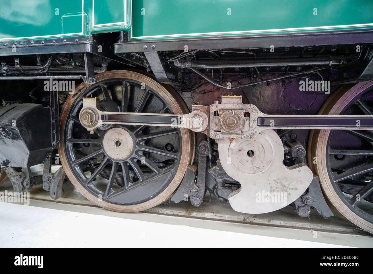 Transport transportation railway wheels hi-res stock photography and ...