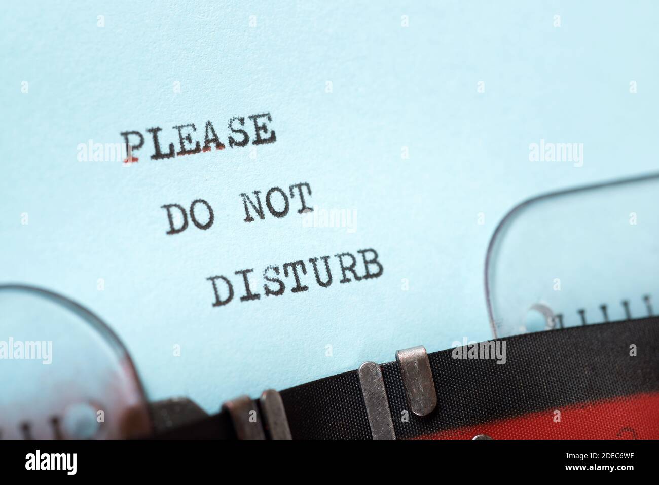 Please do not disturb phrase written with a typewriter Stock Photo - Alamy