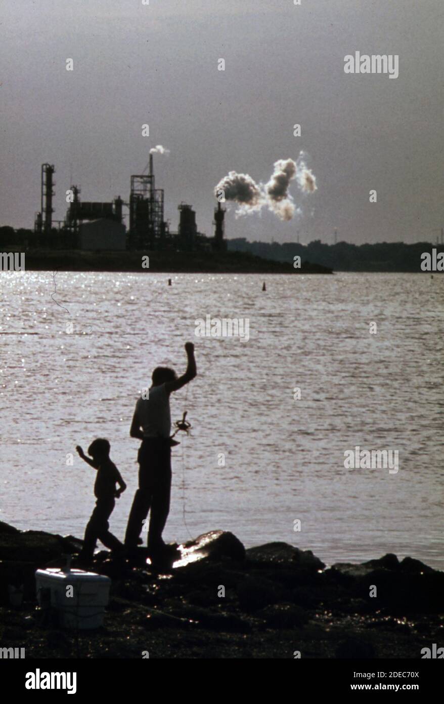 Houston air pollution hi-res stock photography and images - Alamy