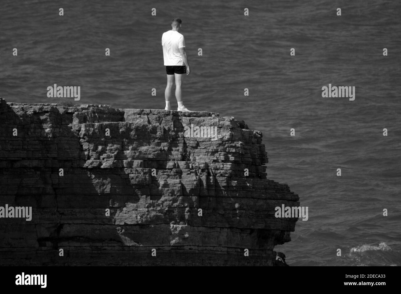 Cliff edge uk Black and White Stock Photos & Images - Alamy