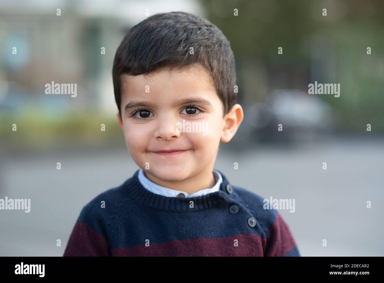4 years old boy outdoors Stock Photo - Alamy