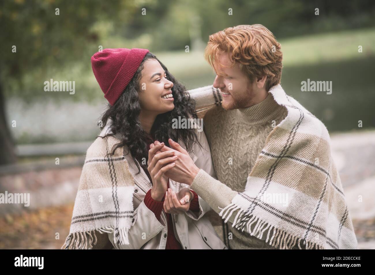 Interracial couple forest hi-res stock photography and images - Alamy