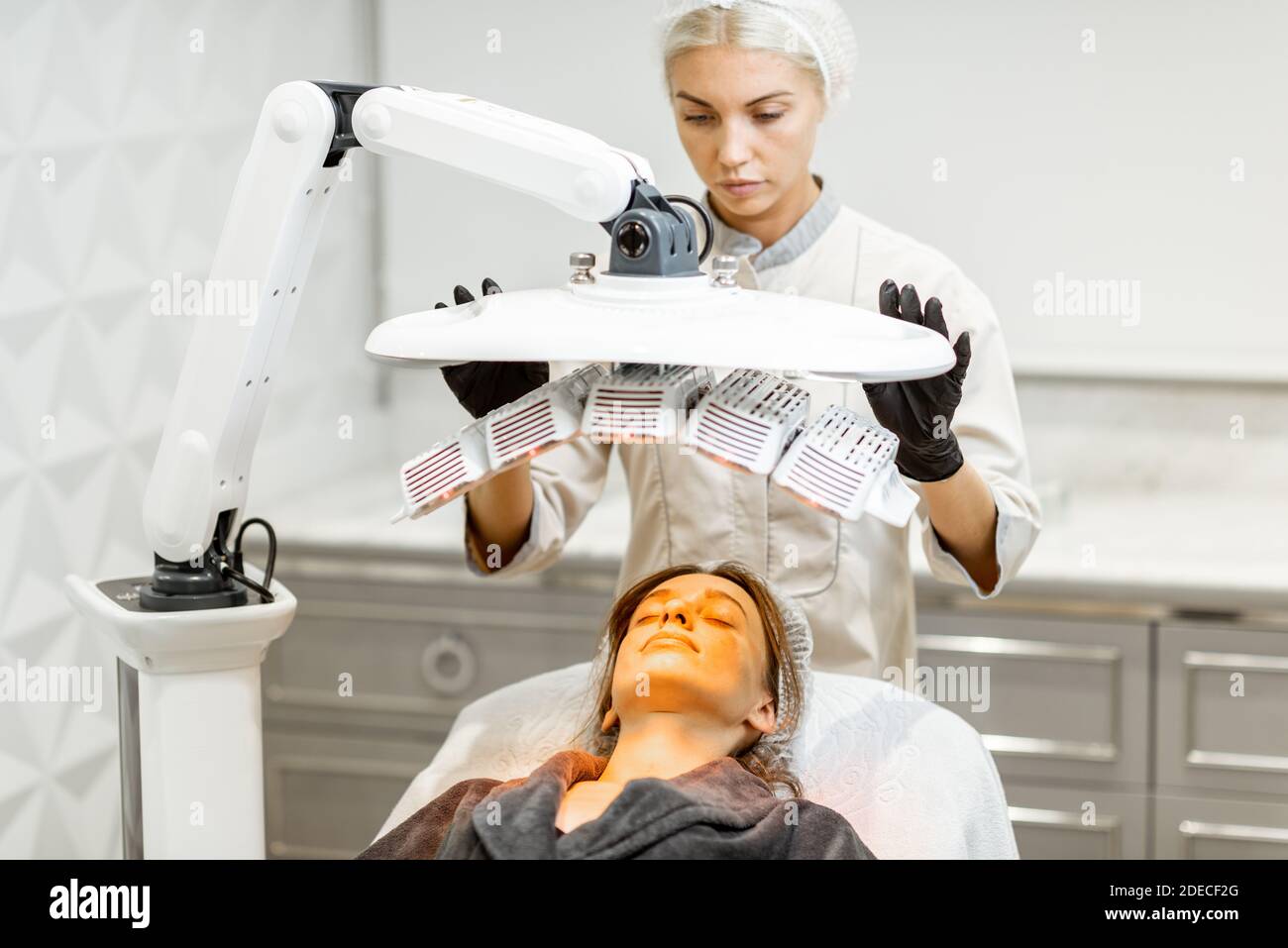 Led phototherapy hi-res stock photography and images - Alamy