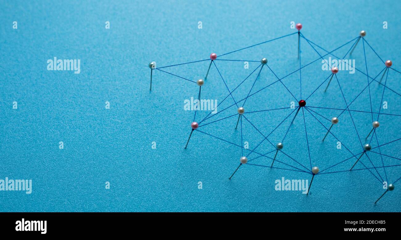 Pins with string network hi-res stock photography and images - Alamy