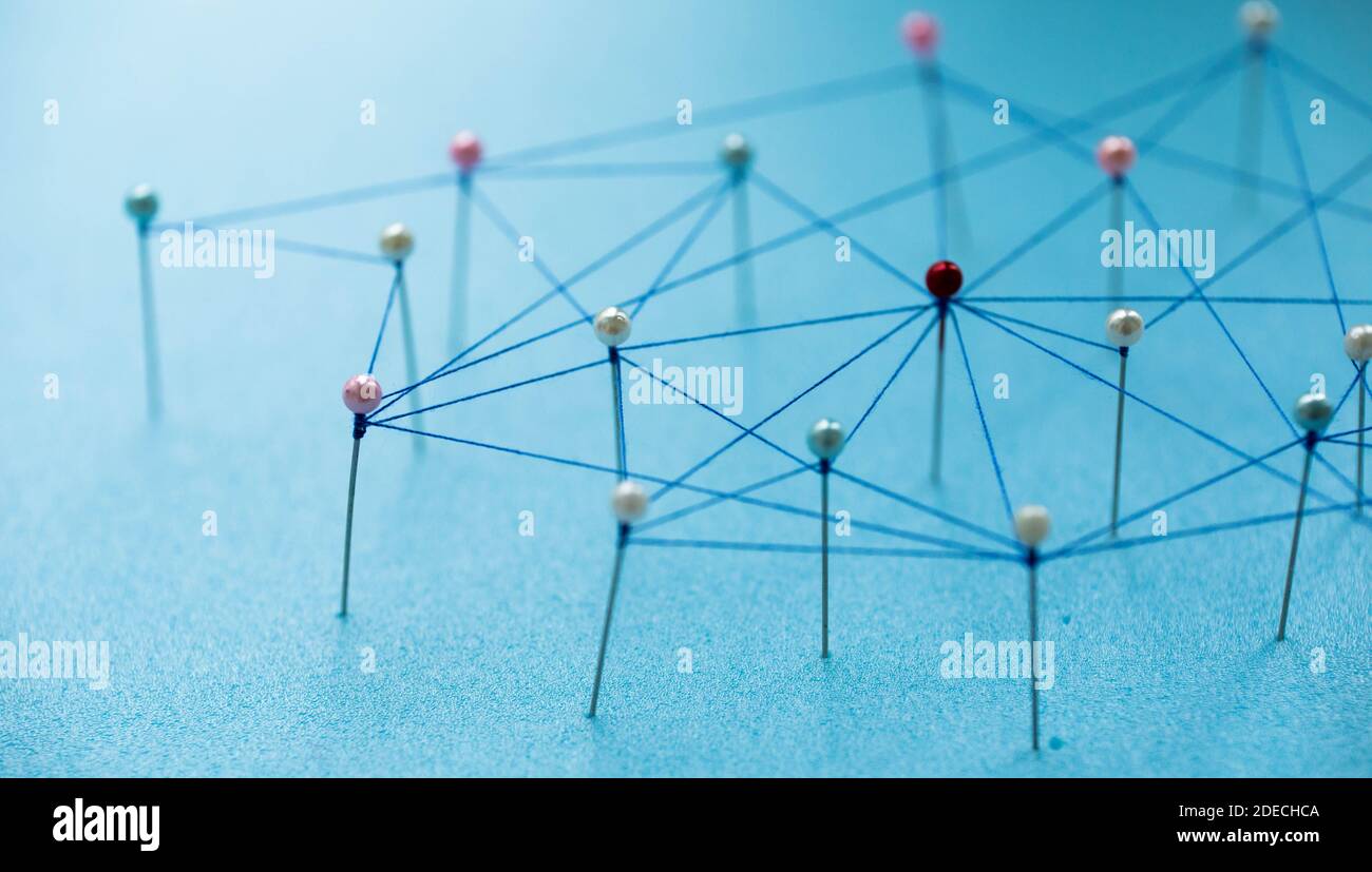 Pins with string network hi-res stock photography and images - Alamy
