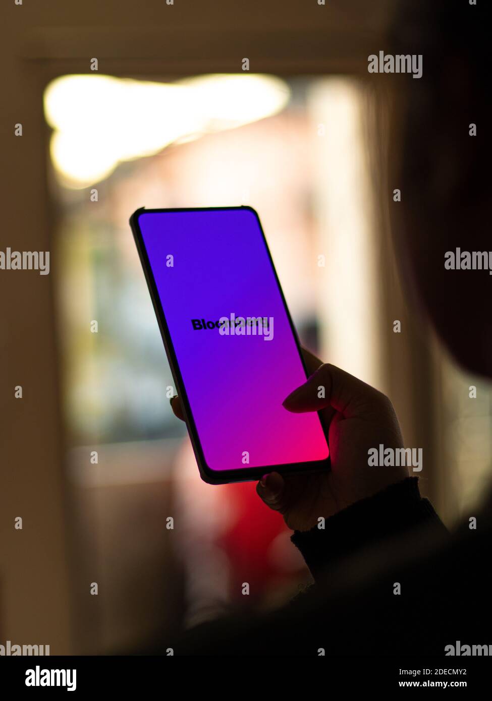 Bloomberg smartphone hi-res stock photography and images - Alamy