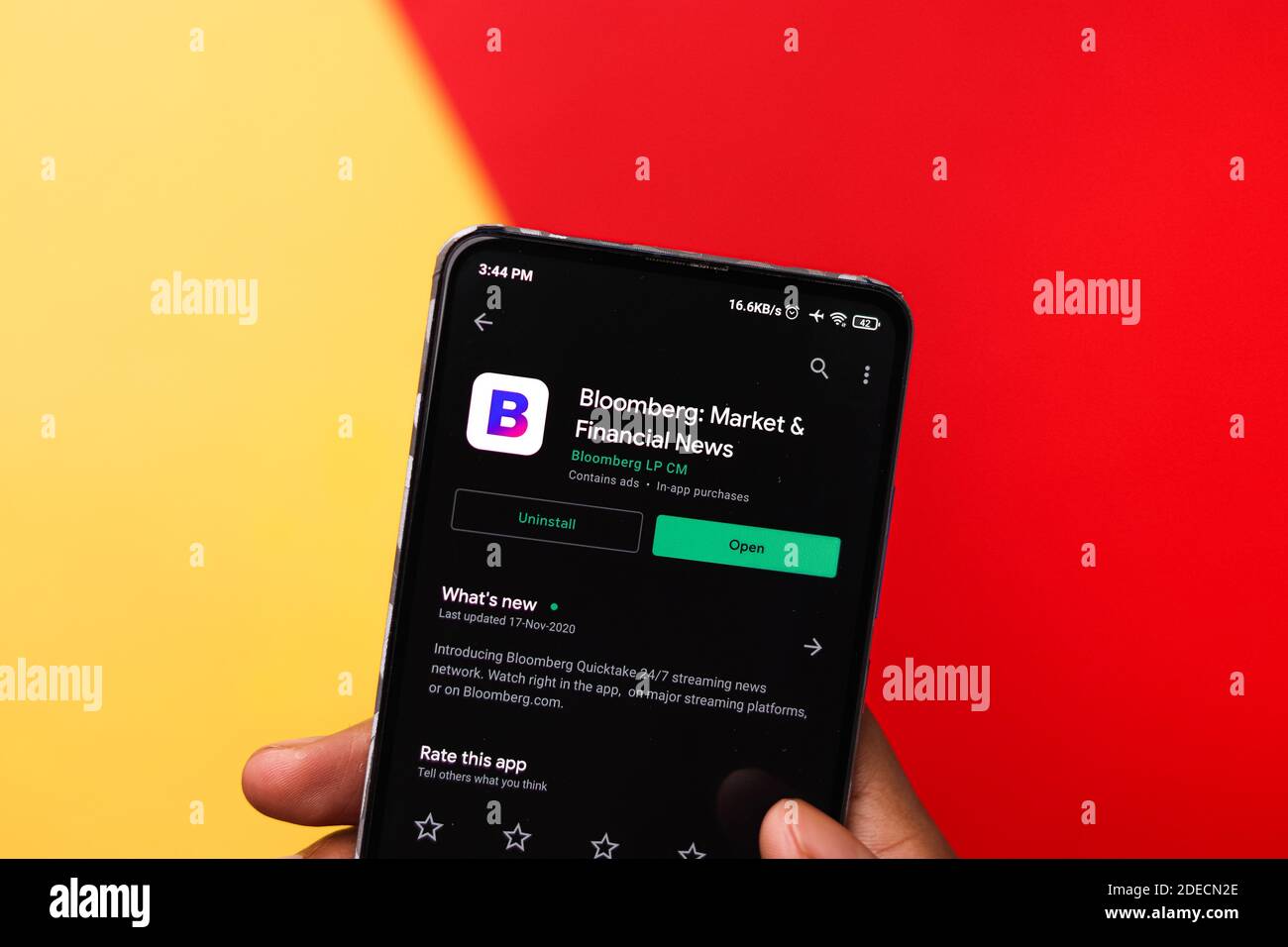 Bloomberg logo hi-res stock photography and images - Alamy