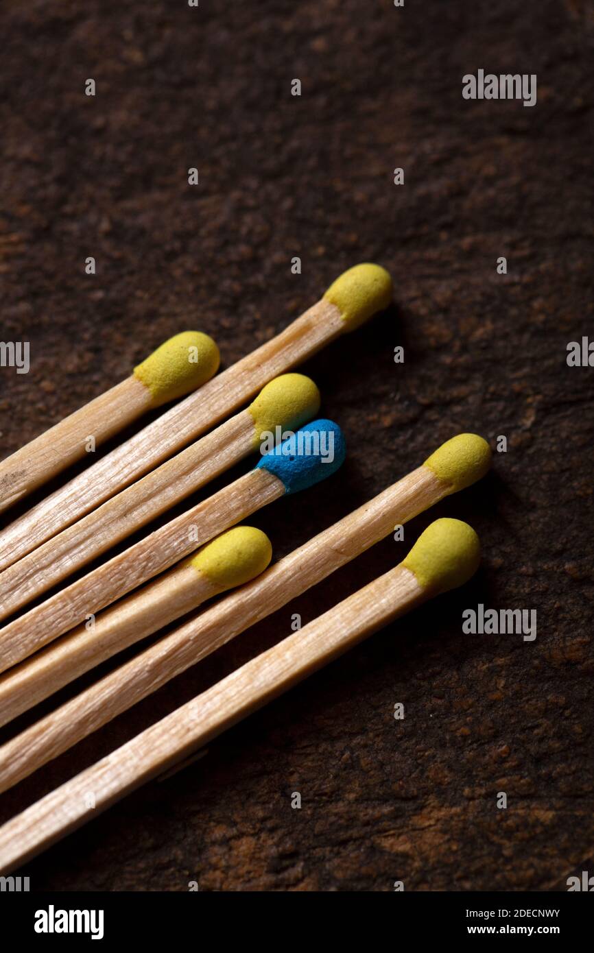 matches of different colors on wood Stock Photo - Alamy