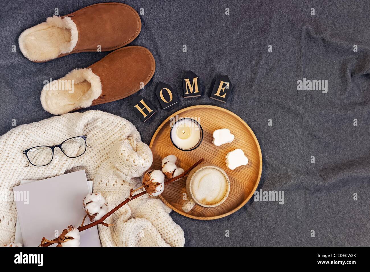 Home still life hi-res stock photography and images - Alamy