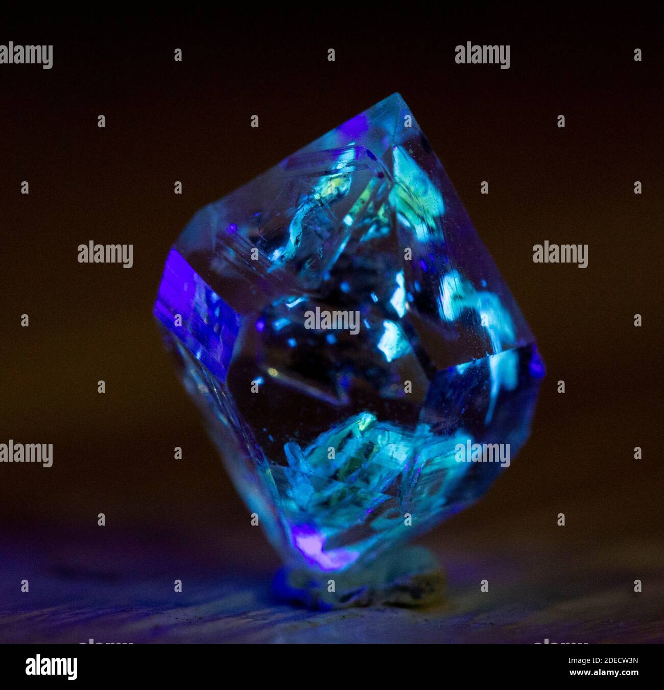 diamond mineral specimen stone Stock Photo - Alamy