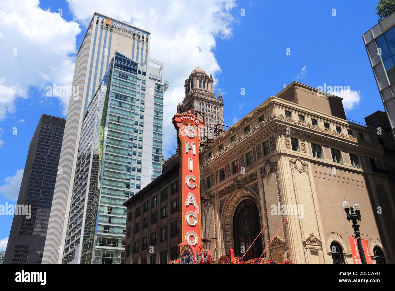 CHICAGO, USA - JUNE 28, 2013: Street view of Chicago Theatre. Chicago ...
